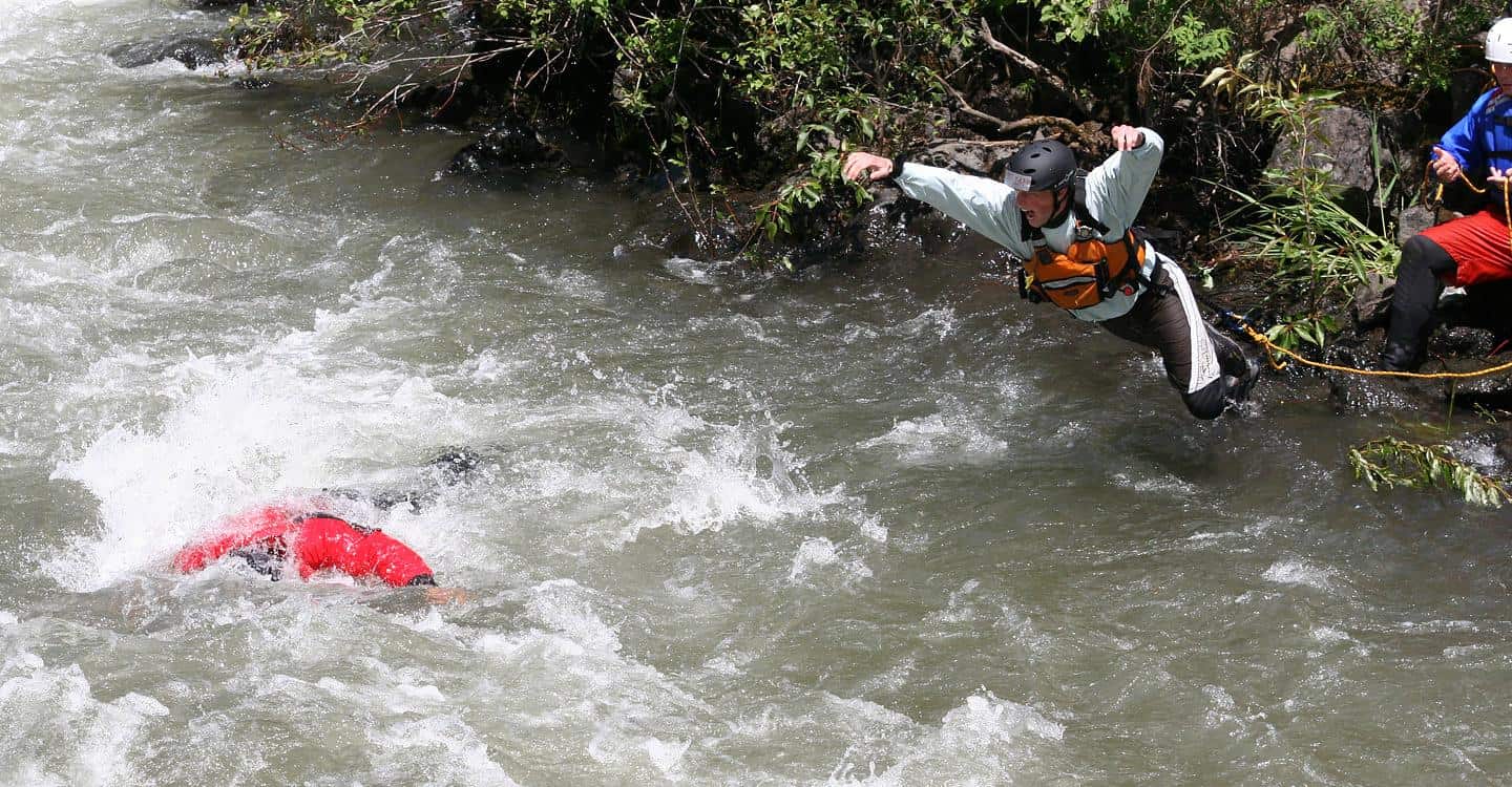 Why Take a Swift Water Rescue Course - Wet Planet Whitewater